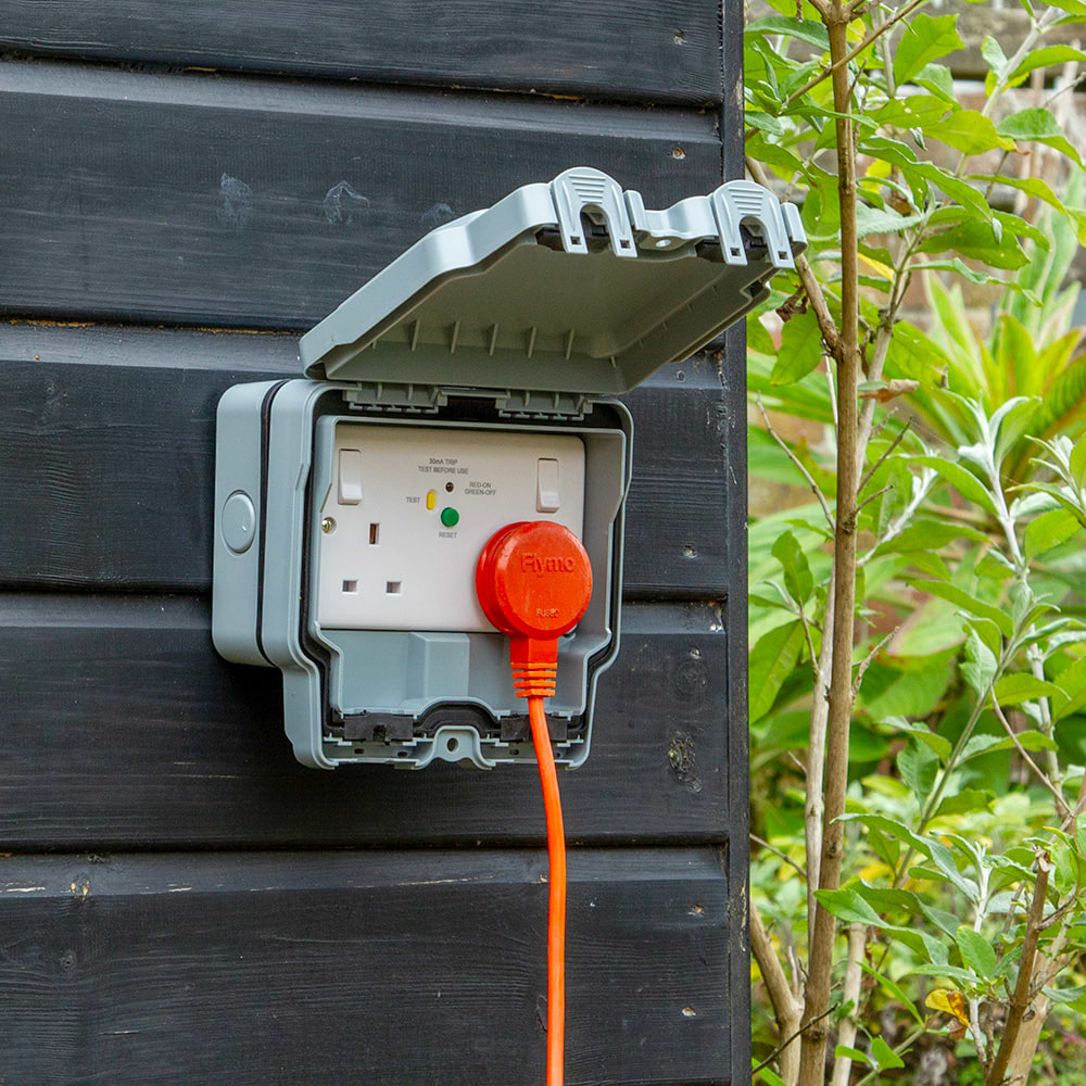 Outdoor RCD Socket | Weatherproof IP Rated RCD Socket - Elesi Outdoor RCD Socket | Weatherproof IP Rated RCD Socket - Elesi