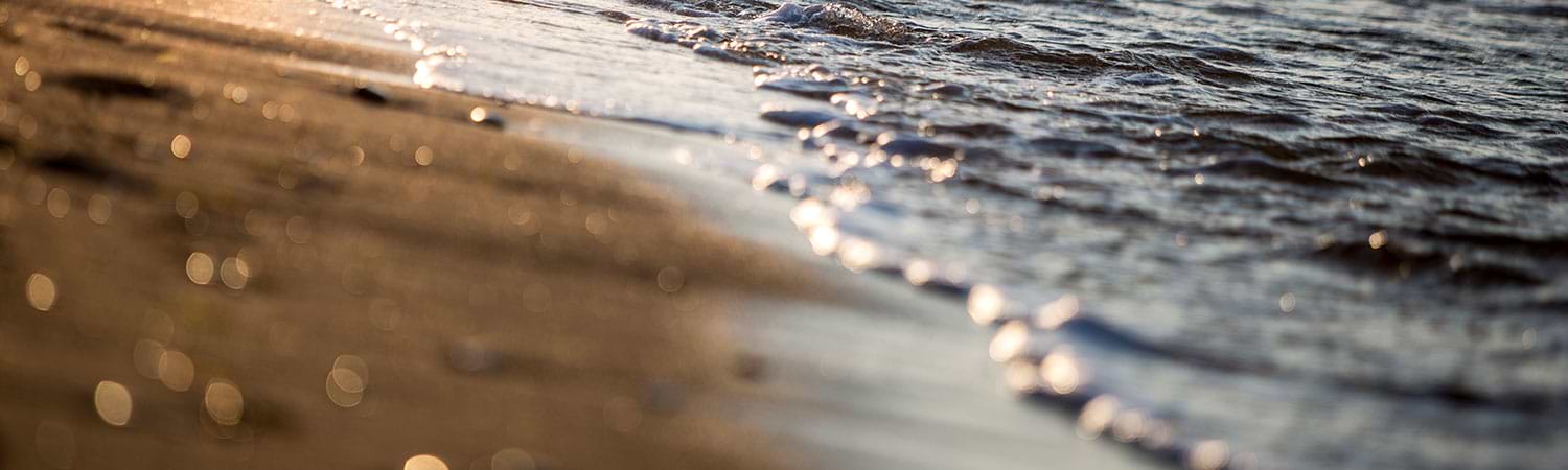 Packing tips for a family beach holiday | Neilson