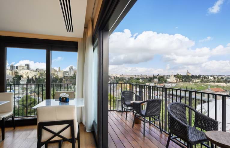 Top 2 Luxury Hotels in Jerusalem | Isrotel