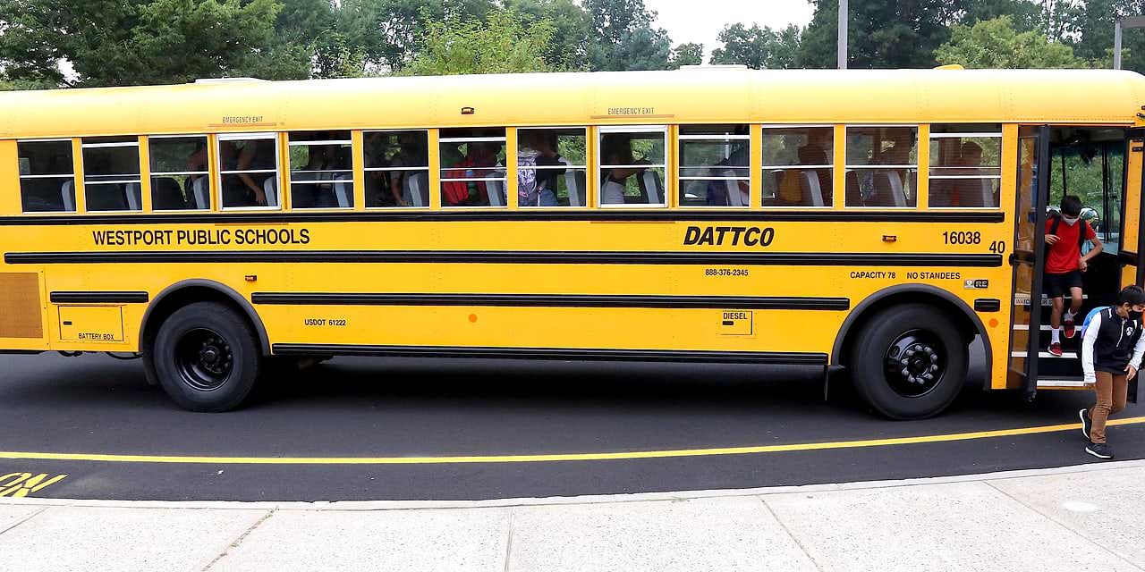 Scarice: School Transportation Problems Deepen into Crisis | Westport ...