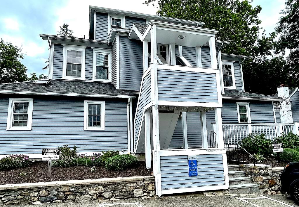 Apartment Proposed Atop Avery Place Office Building | Westport Journal