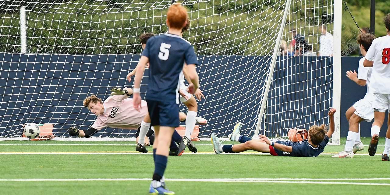 Staples stuns Warde | Westport Journal