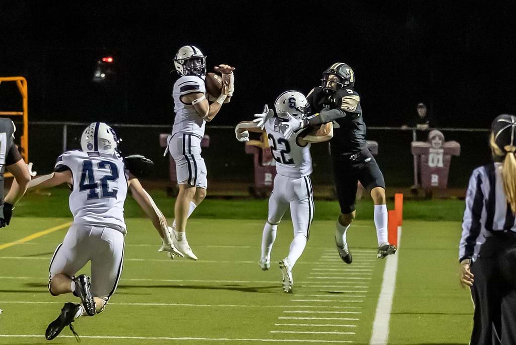 Staples football team intercepts Trumbull's comeback bid | Westport Journal