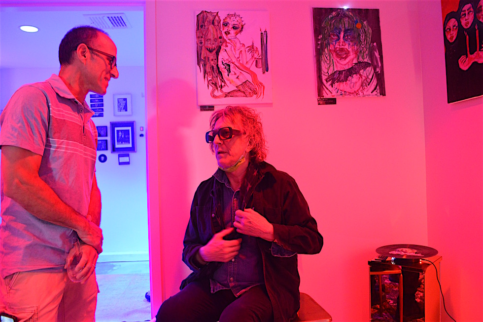 Legendary Photographer "Pops" Up at Papageorge's Place | Westport Journal