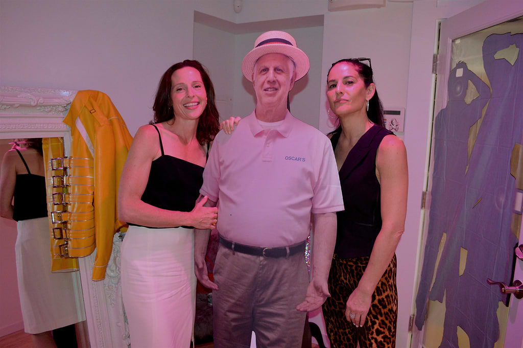 Legendary Photographer "Pops" Up at Papageorge's Place | Westport Journal