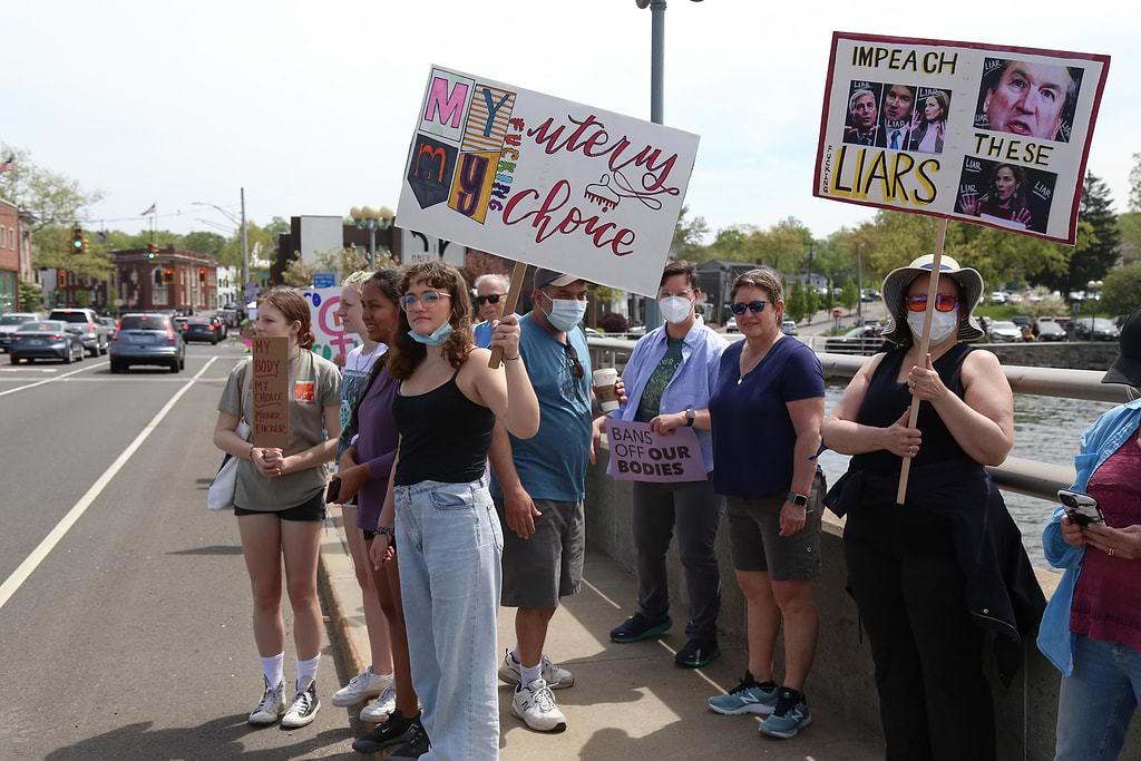 Hundreds Protest on Behalf of Reproductive Rights | Westport Journal