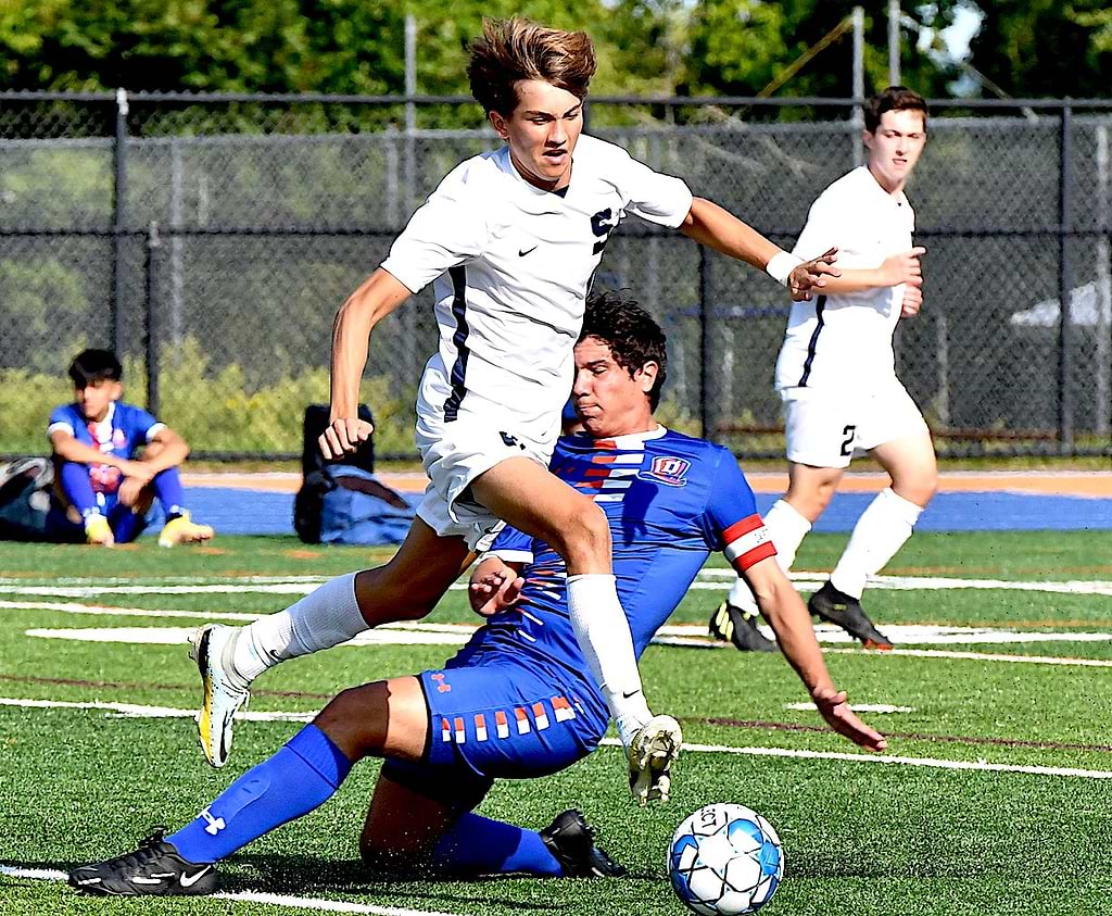 Staples boys soccer in 0-0 standoff vs. Danbury | Westport Journal