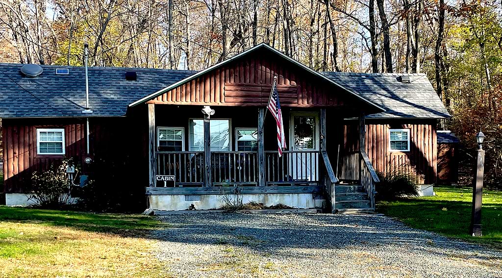 Selectwomen ‘accommodate’ proposed cabin swap, ADU waivers | Westport ...