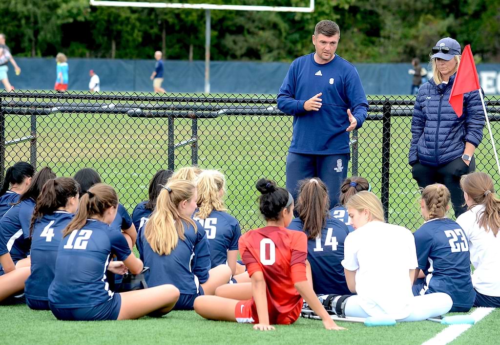 Wreckers advance in girls soccer state tournament | Westport Journal