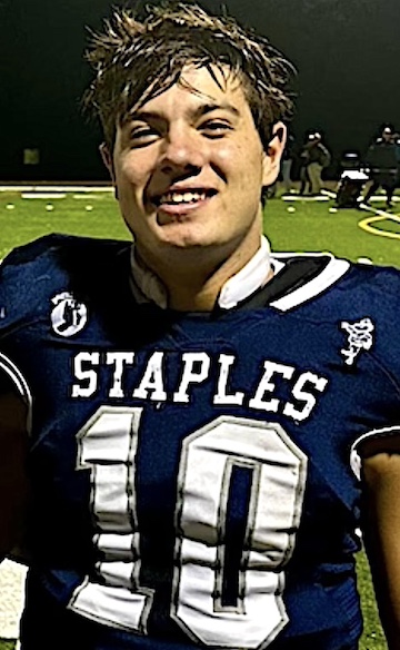 Staples star QB Smith headed to UConn | Westport Journal