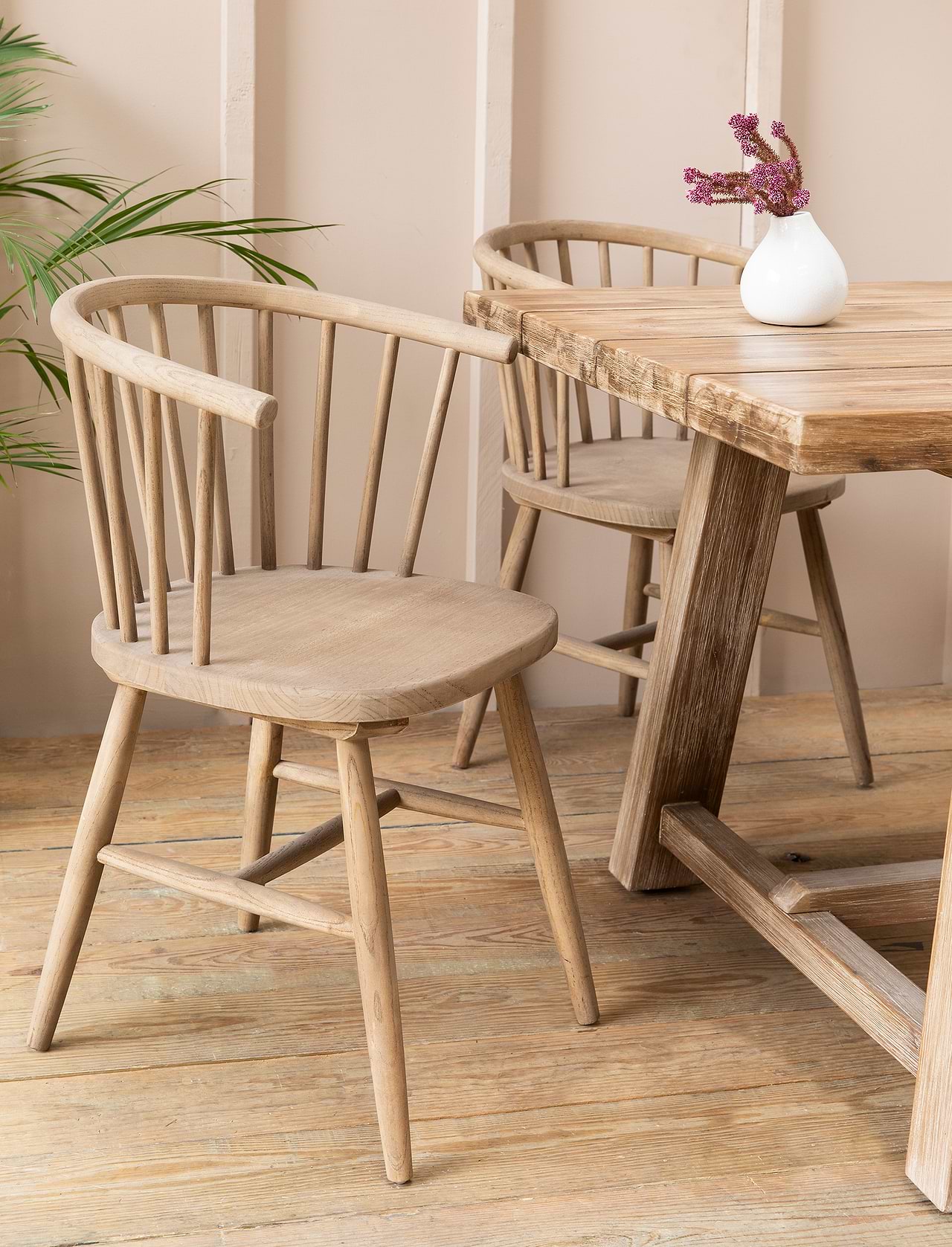 Curved back wood dining chair store